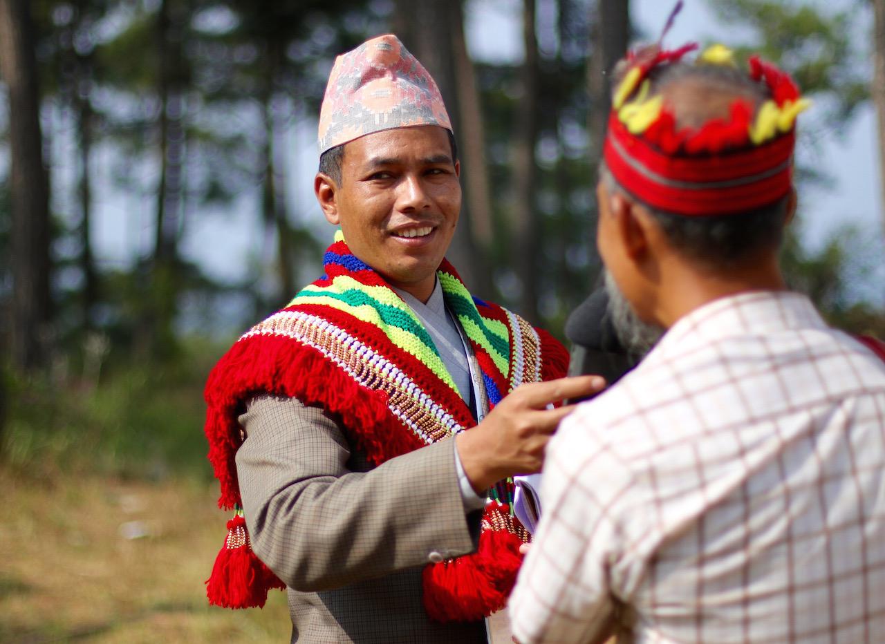 Amplificando voces indígenas: Dev Kumar Sunuwar, Ayudante de Proyectos de Medios de Comunicación ...